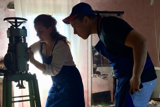 Forge Your Own Wedding Rings or Friendship Rings in Tuscany - What to Expect During the Workshop