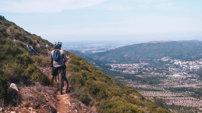 Fórnea E-bike and Olive Oil tour - Discovering Fórnea: An Outstanding Natural Wonder