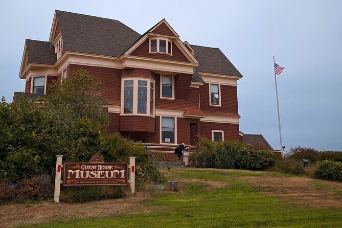 Fort Bragg California Scavenger Hunt Walking Activity and Game - A Fun and Flexible Way to Explore Fort Bragg