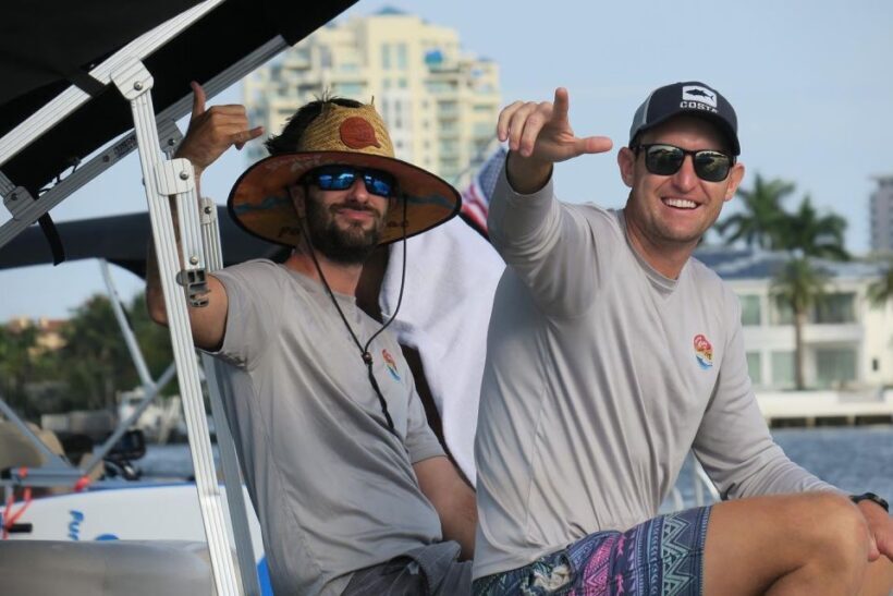 Fort Lauderdale: Evening Boat Cruise with Downtown Views - The Drinks, Food, and Atmosphere