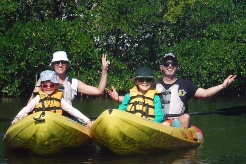 Fort Myers: Guided Kayaking Eco Tour in Pelican Bay - What the Reviews Tell Us