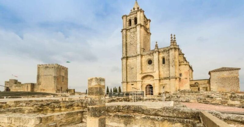 Fortaleza de la Mota Entrance Ticket with Audio Guide - What to Expect from Your Visit