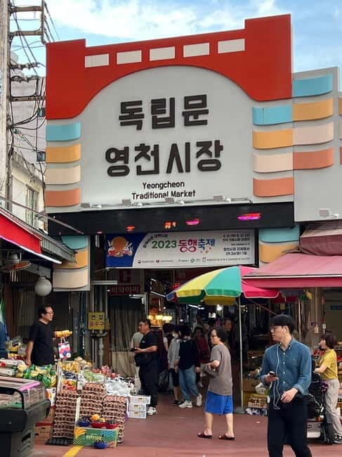 Fortress Night Hike & Snack at a Local Market - An In-Depth Look at the Fortress Night Hike & Market Snacks Experience