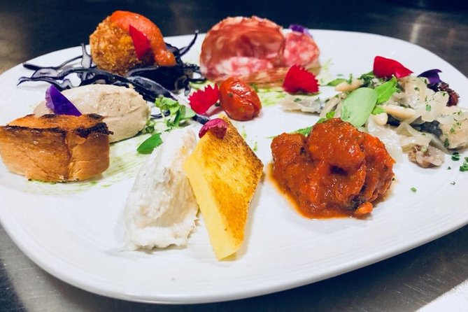 Four-course Food & Wine Pairing Elegant Dinner in Venice - Wine Pairing Journey