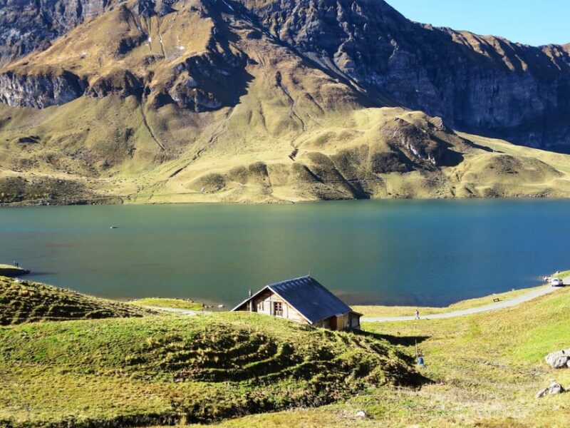 Four-Lake Hike in Engelberg: an Unforgettable Alpine Adventure - Idyllic Views of Tannensee and Melchsee