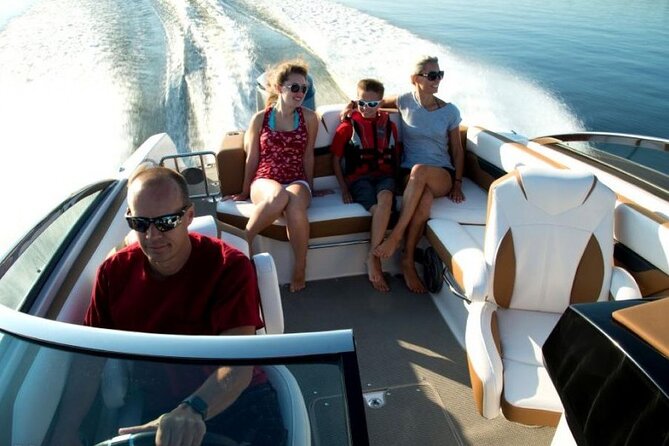 FourWinns HD240 boat rental for 10 people 4 hours - An Introduction to the Malaga Boat Rental Experience
