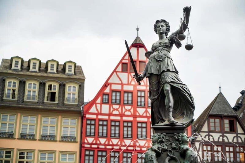 Frankfurt: 2-hour Best Intro Walking Tour with a Local - Key Points