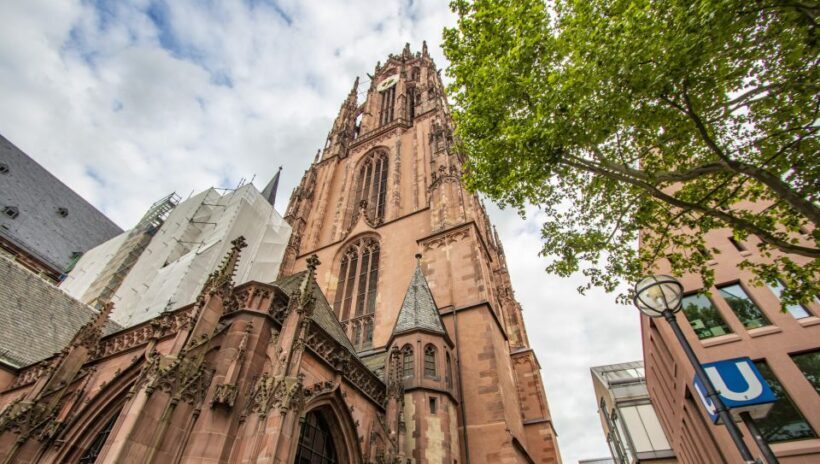 Frankfurt: Express Walk with a Local in 60 minutes - Who Will Enjoy This Tour?