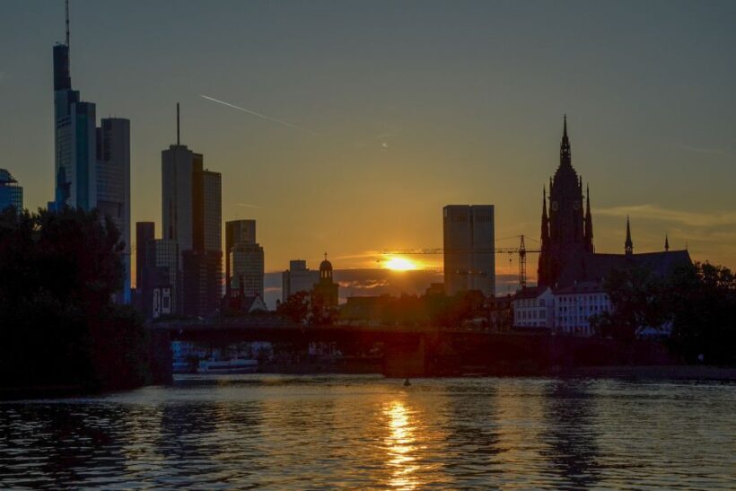 Frankfurt: Guided Bike Tour - FAQs