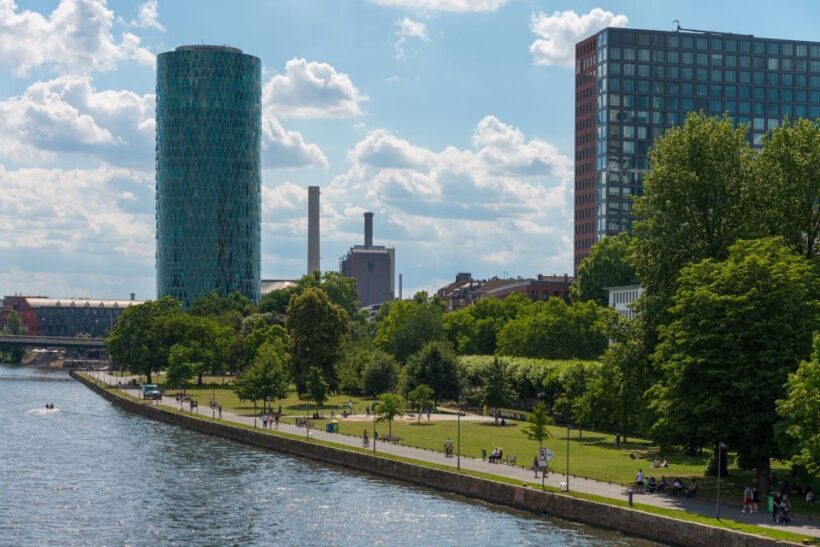 Frankfurt: Guided walk between palm trees and skyline - Final thoughts