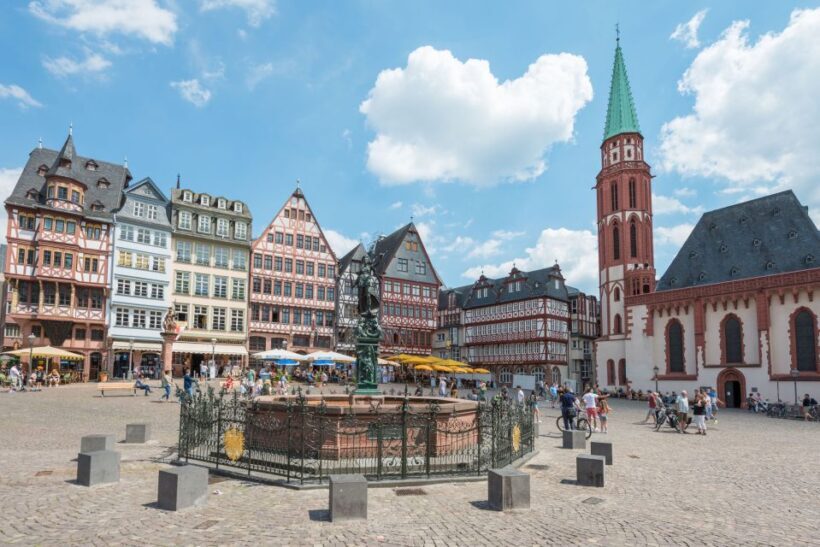 Frankfurt: Highlights and New Old Town English-Language Tour - Introduction