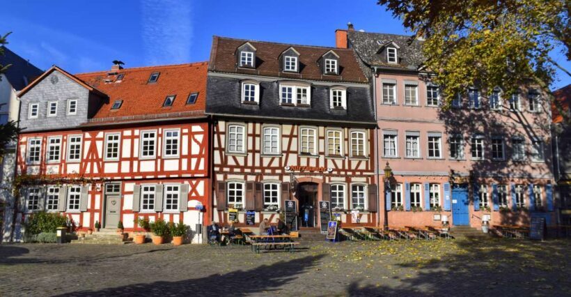Frankfurt: Höchst Walking Tour with a Local - A Closer Look at the Höchst Walking Tour