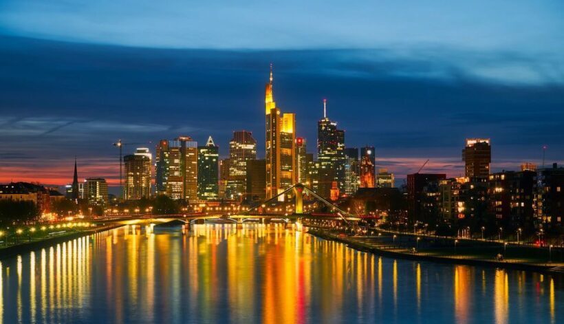 Frankfurt: Private City Center Sightseeing Walking Tour - A Detailed Look at the Tour