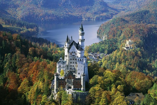 Frankfurt Super Saver: Neuschwanstein Castle and Rothenburg Day Trip - Transportation and Meeting Details