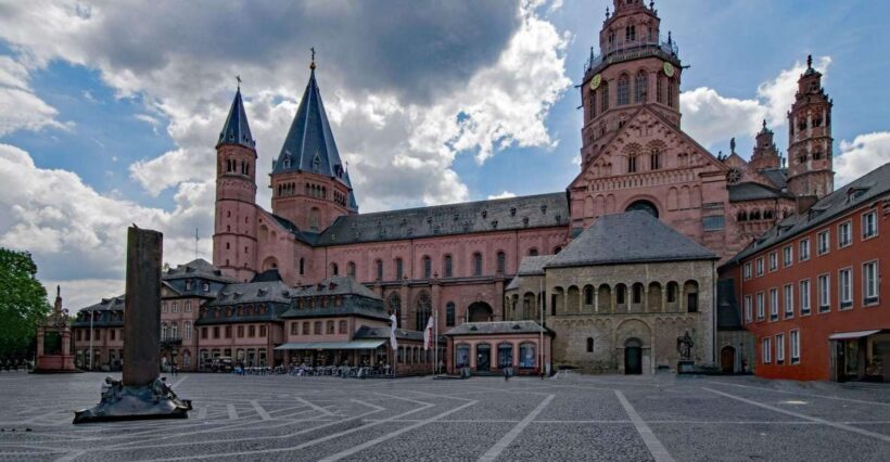 Frankfurt to Mainz Private Excursion with public transport - Key Points