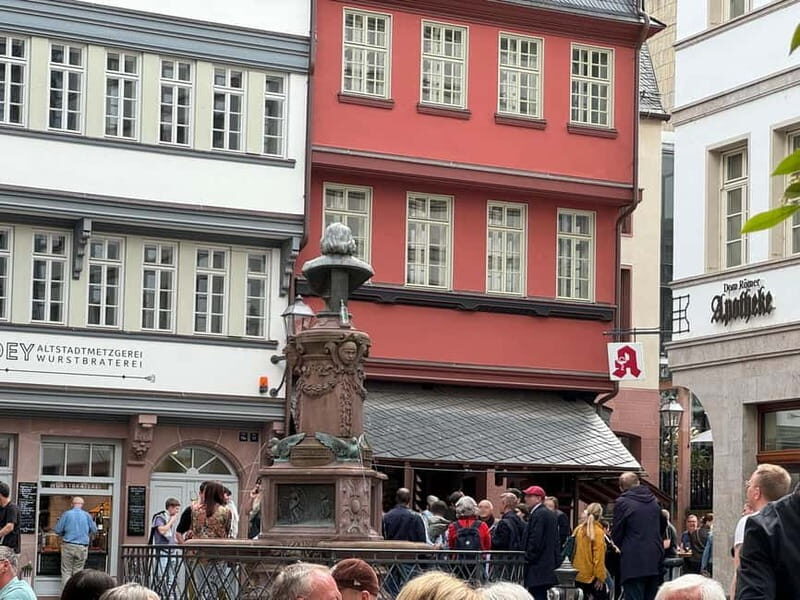 Frankfurt: Walking tour between St. Paul's Church, Main & Old Town flair in German - Introduction to Frankfurt’s Historic Heart