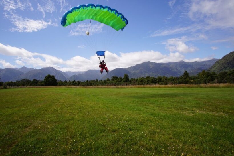 Franz Josef: 13,000ft, 16,500ft or 18,000ft Skydive - Introduction