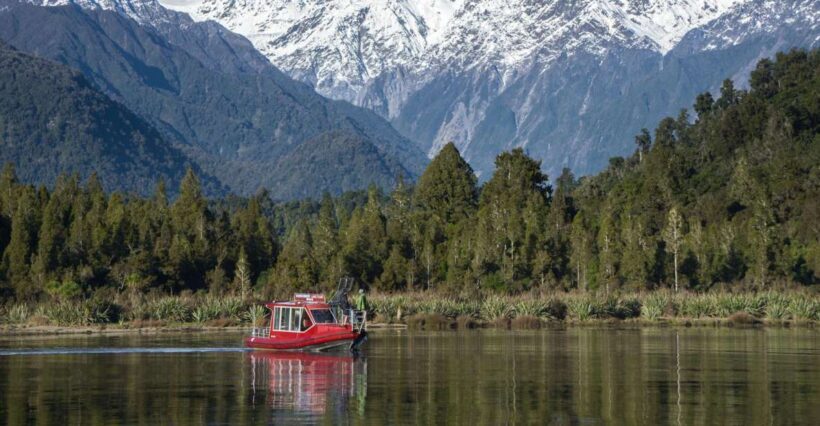 Franz Josef Glacier: 2-Hour Scenic Lake Mapourika Cruise - Key Points