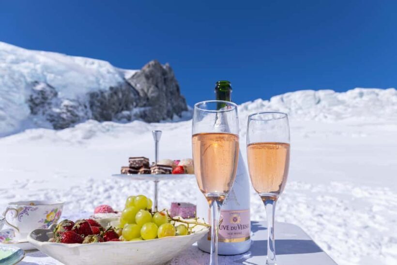 Franz Josef: Helicopter - Picnic Amongst the Peaks - An Authentic Look at the Franz Josef: Helicopter - Picnic Amongst the Peaks