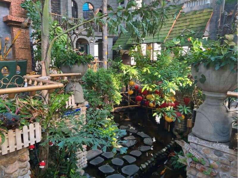 Free E-sim Art & Cafe-Hopping Tour Van Gogh & Monet Exhibit - An Introduction to Saigon’s Colorful Charm