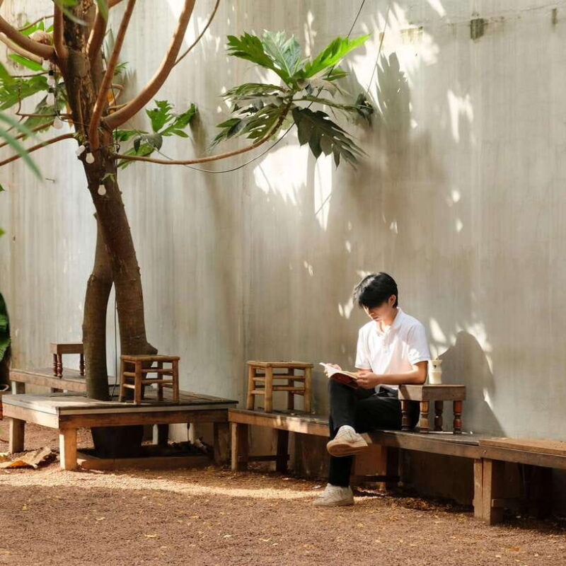 Free E-Sim Ho Chi Minh Instagram Cafe Half-Day Tour - Detailed Breakdown of the Itinerary