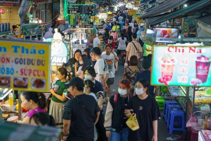 Free E-Sim Saigon Foodie Market Tour - In-Depth Look at the Tour Experience