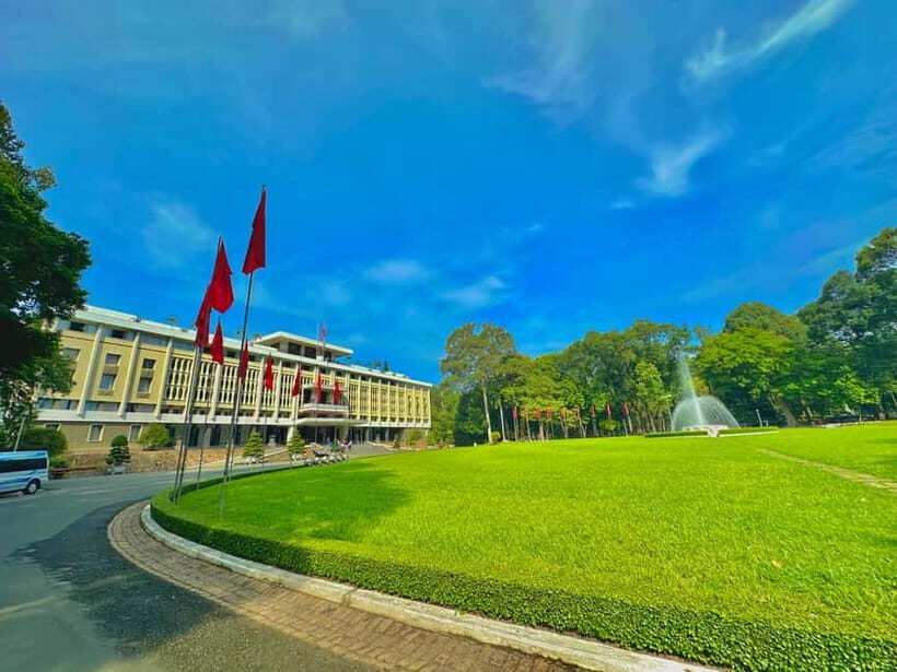 Free E-sim Saigon Instagram Half-Day Tour (Multilingual) - Discover Ho Chi Minh City Through Your Camera Lens