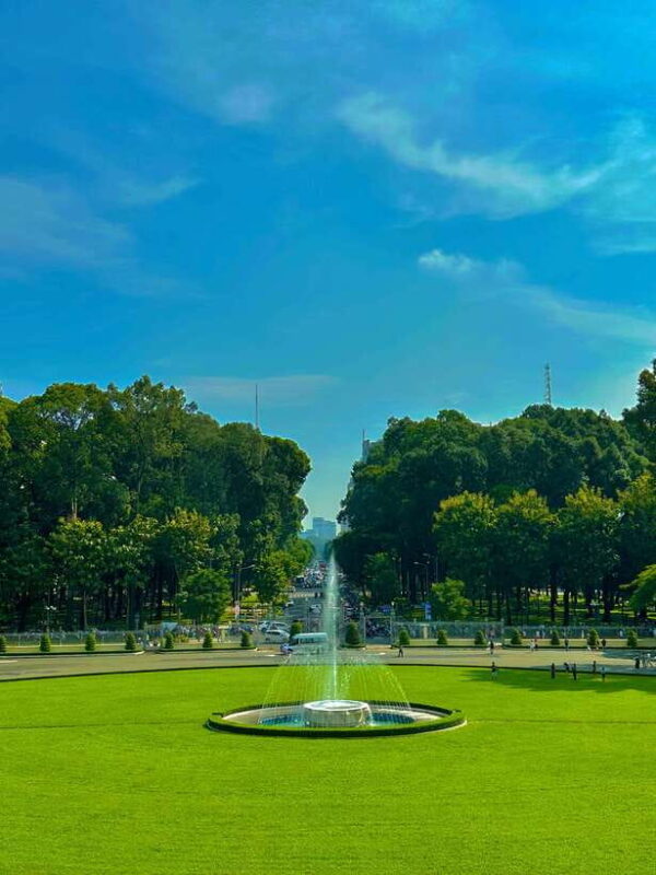 Free E-sim Saigon Instagram Half-Day Tour (Multilingual) - The Sum Up