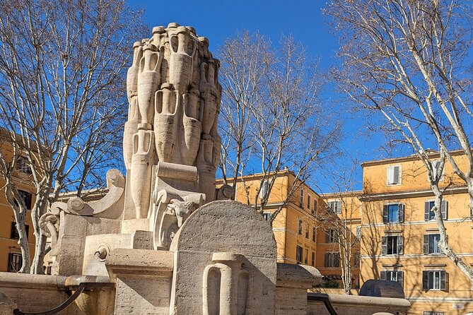 Free Urban Trekking with an Archaeologist - Authenticity and Reviews from Travelers