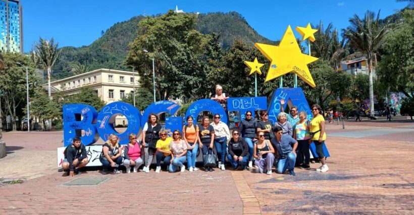 Free Walking Tour Bogotá: Arte, Historia y Café - Key Points