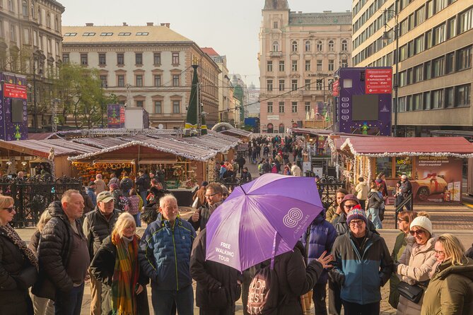 Free Walking Tour in Budapest to the Shoes Memorial - Meeting and End Points
