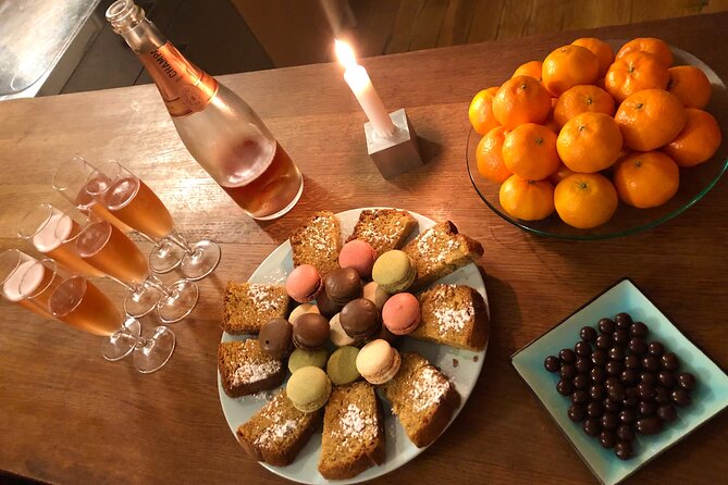 French Dinner & Cabaret Show in Artist's Home - What Travelers Say