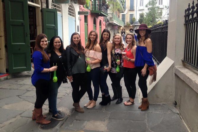 French Quarter Bar Pit Stop and NOLA Legends Tour - Key Points