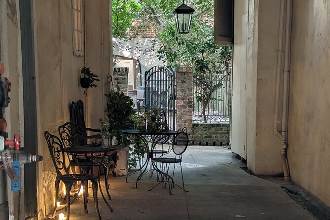 French Quarter Favorites: New Orleans Landmarks Walking Tour - What’s Included and What’s Not