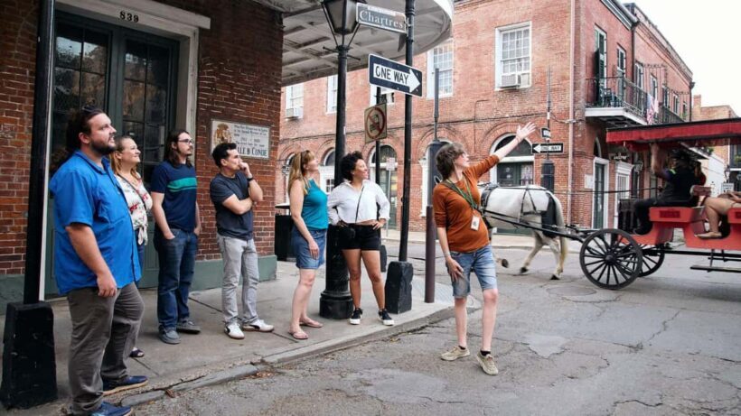 French Quarter: Jackson Square to Bourbon Street Tour - Key Points