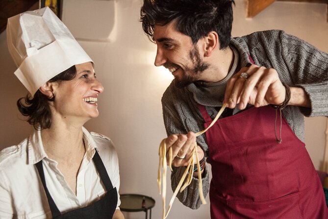 Fresh Homemade Pasta and Tiramisu Cooking Class in Milan - Meeting and Transportation Details