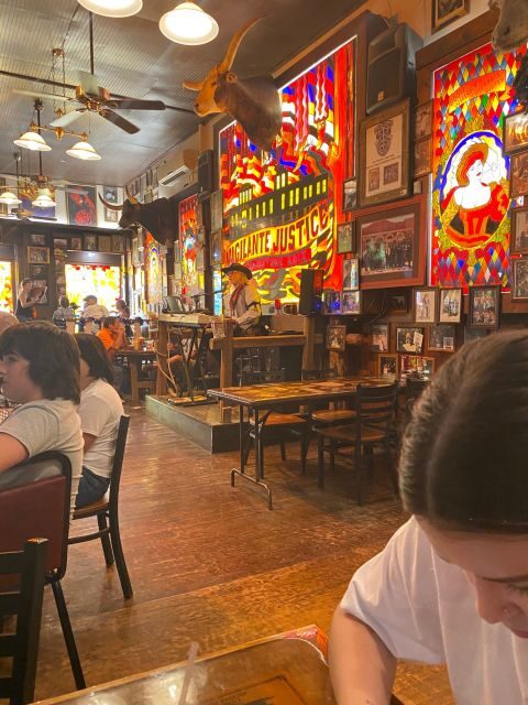 Friday: Tombstone & Bisbee; 9h Tour bus from Tucson - FAQ
