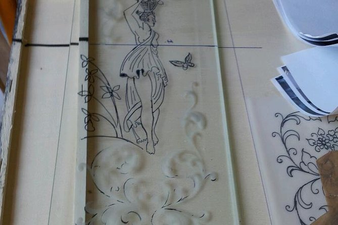 Friendinvenice Murano Burano Torcello Private Tours by Luxury Water Taxi - Explore the Colorful Charm of Burano