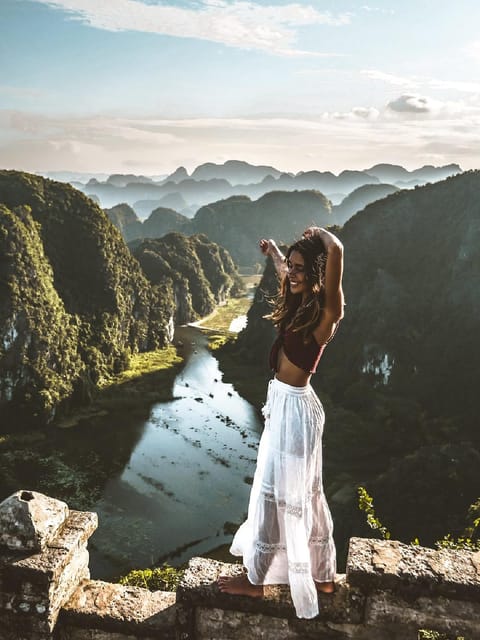 Friendly Travel: Hoa L/ Trang An/ Mua Cave - Limousine Car - Exploring the Itinerary: What’s Truly Worth Your Time