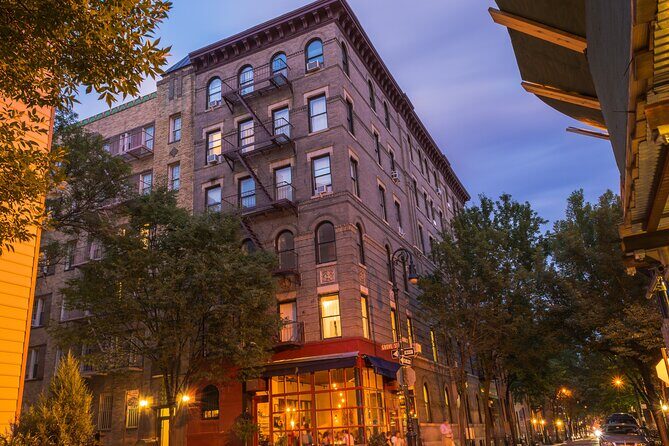 FRIENDS in New York City Private Car Tour with Tickets - A Closer Look at the Tour Experience
