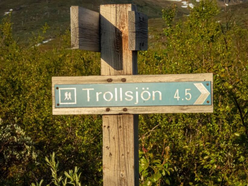 From Abisko: Kärkevagge Valley & Trollsjön Lake Guided Tour - An In-Depth Look at the Tour