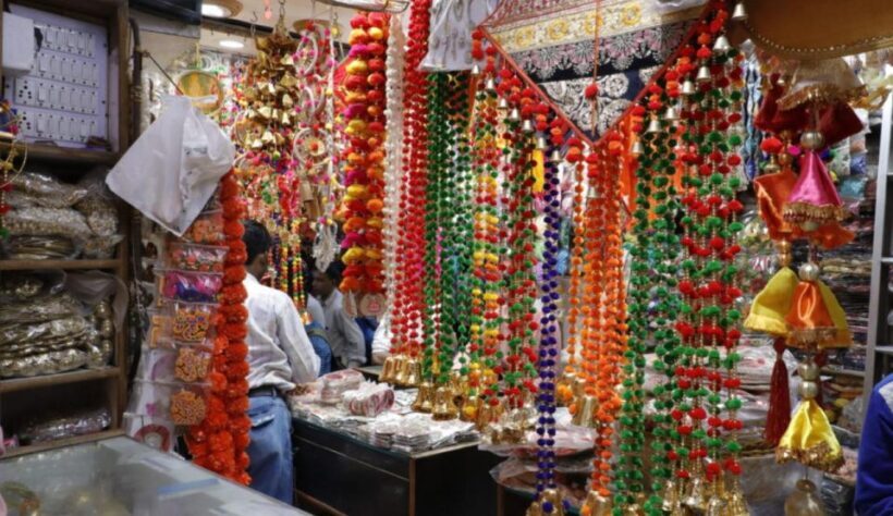 From Agra: Agra Heritage Walking Tour - Authenticity and Value for Money
