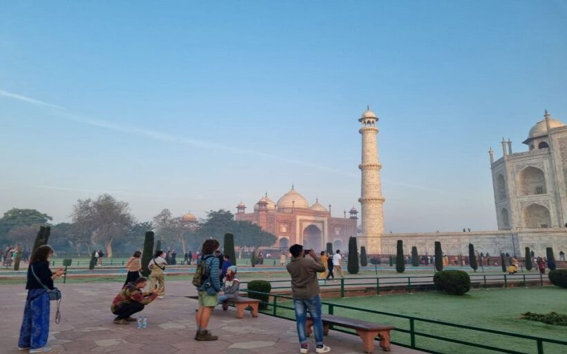 From Agra: One Day Trip of Taj Mahal & Fatehpur Sikri - The Sum Up