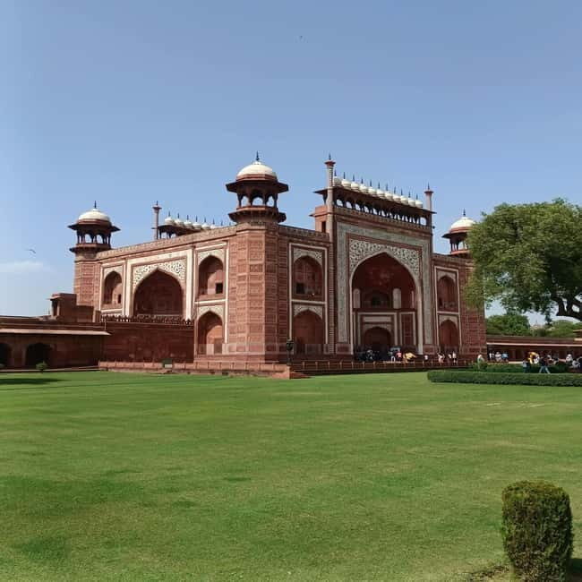 From Agra: Private Taj Mahal and Mathura & Vrindavan tour - An In-Depth Look at the Experience