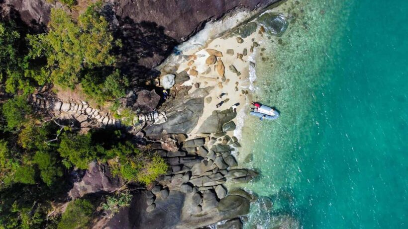 From Airlie Beach: Hook Island Cultural Tour, Sail & Snorkel - An Elegant Approach to Whitsundays Exploration
