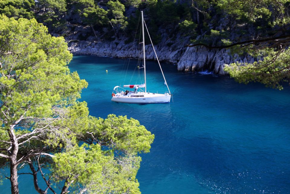 From Aix: Cassis Boat Ride & Provence Wine Tasting Day Tour - The Authenticity and Appeal
