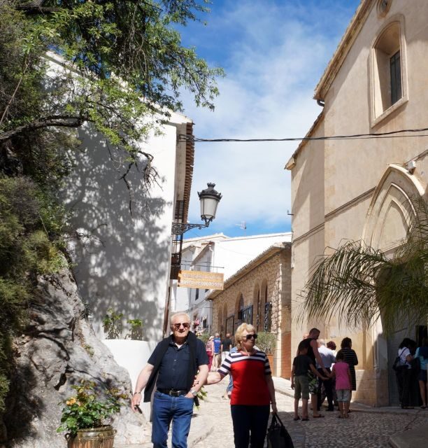 From Albir, Altea, Benidorm & Calpe: Guadalest & Algar Tour - FAQs