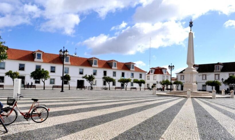 From Albufeira: Discover the Eastern Algarve Guided Day Trip - Who Should Consider This Tour?