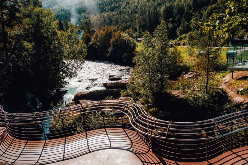 From Ålesund: Trollstigen Sightseeing Village & Fjord Tour - Practical Tips for Travelers