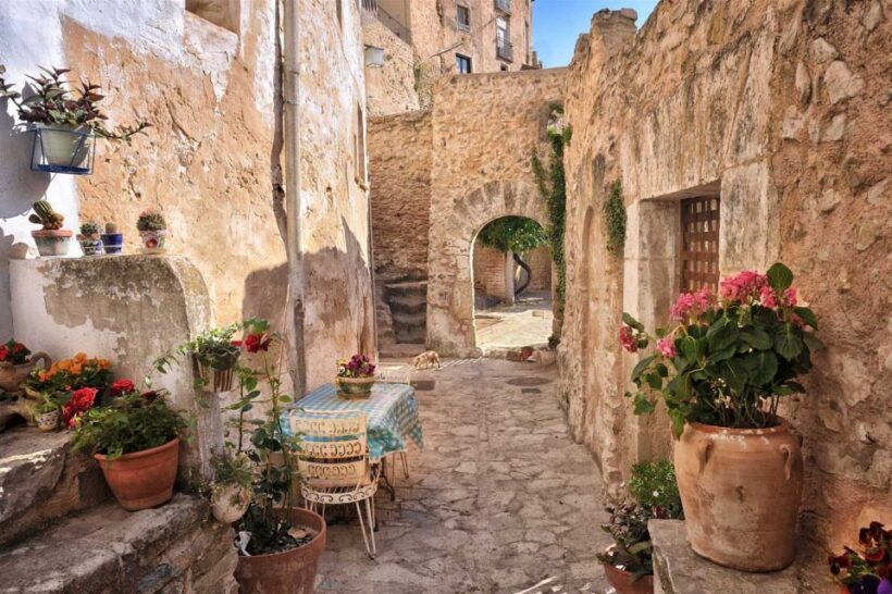From Alicante: Bocairent and Covetes dels Moros Day Trip - The Sum Up
